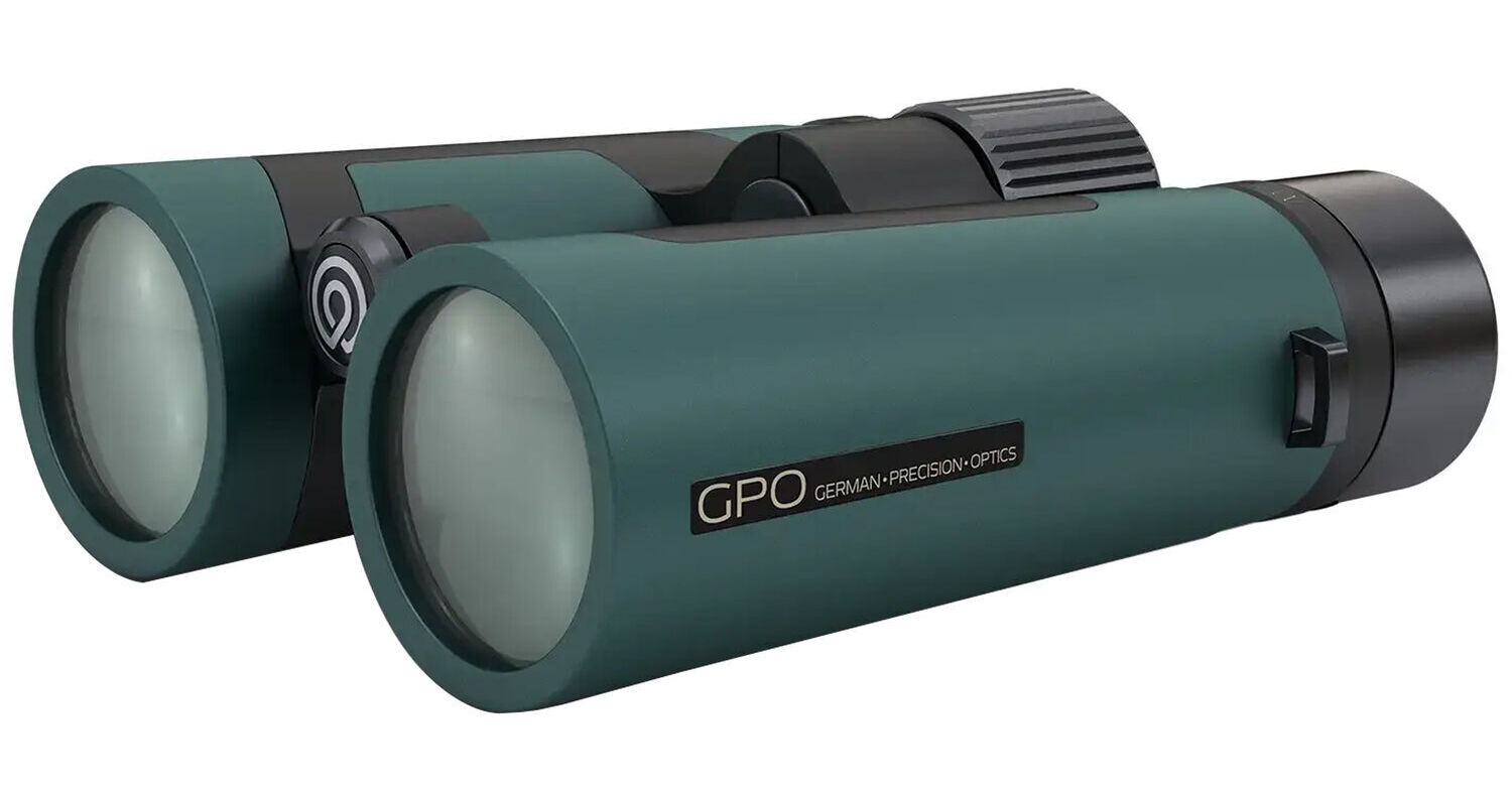 GPO USA 10x42 Polariz Binoculars Bundle (Green/Black) B100-BU